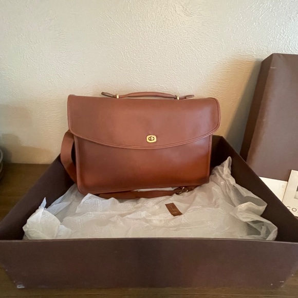 Coach | Bags | Authentic Leather Lexington Leather Briefcasemessenger ...